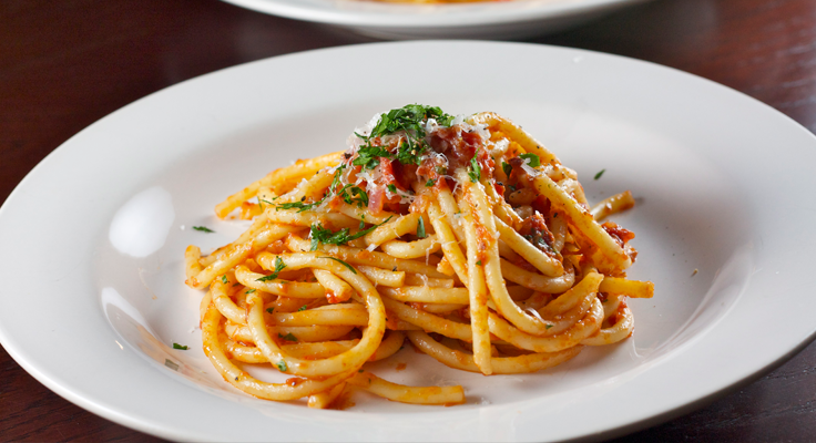 Fideos con Salsa Roja – Famosa