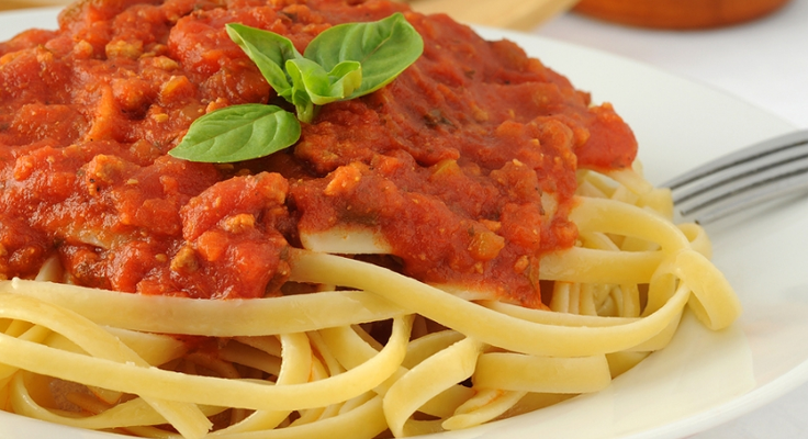 Fideos con Salsa Cremosa de Tomate – Famosa