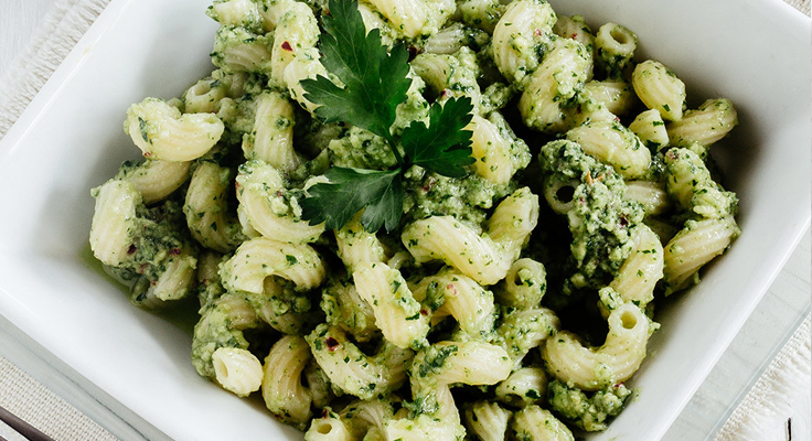 Fideos con Pesto de Palta – Famosa